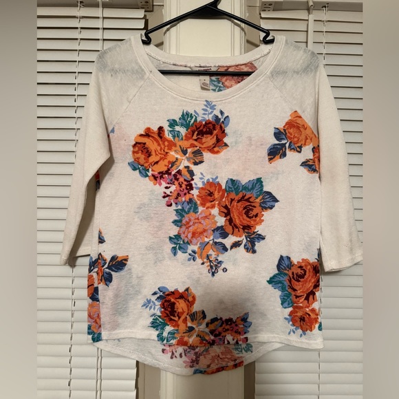 Arizona Jean Company | Tops | Jr Top | Poshmark